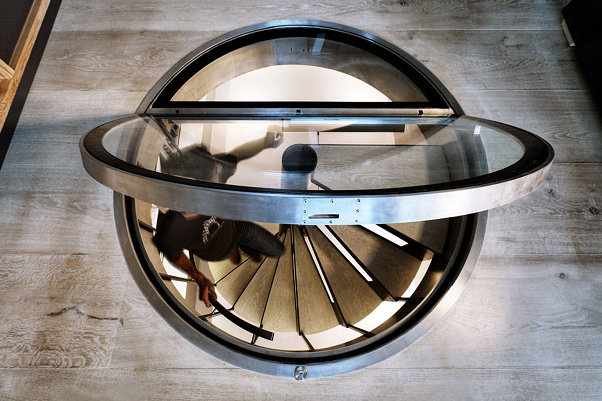 Hidden hatch staircase · millimetre