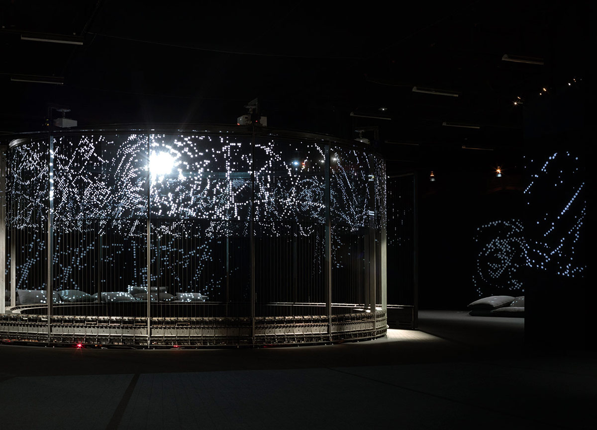 Semiconductor HALO · millimetre